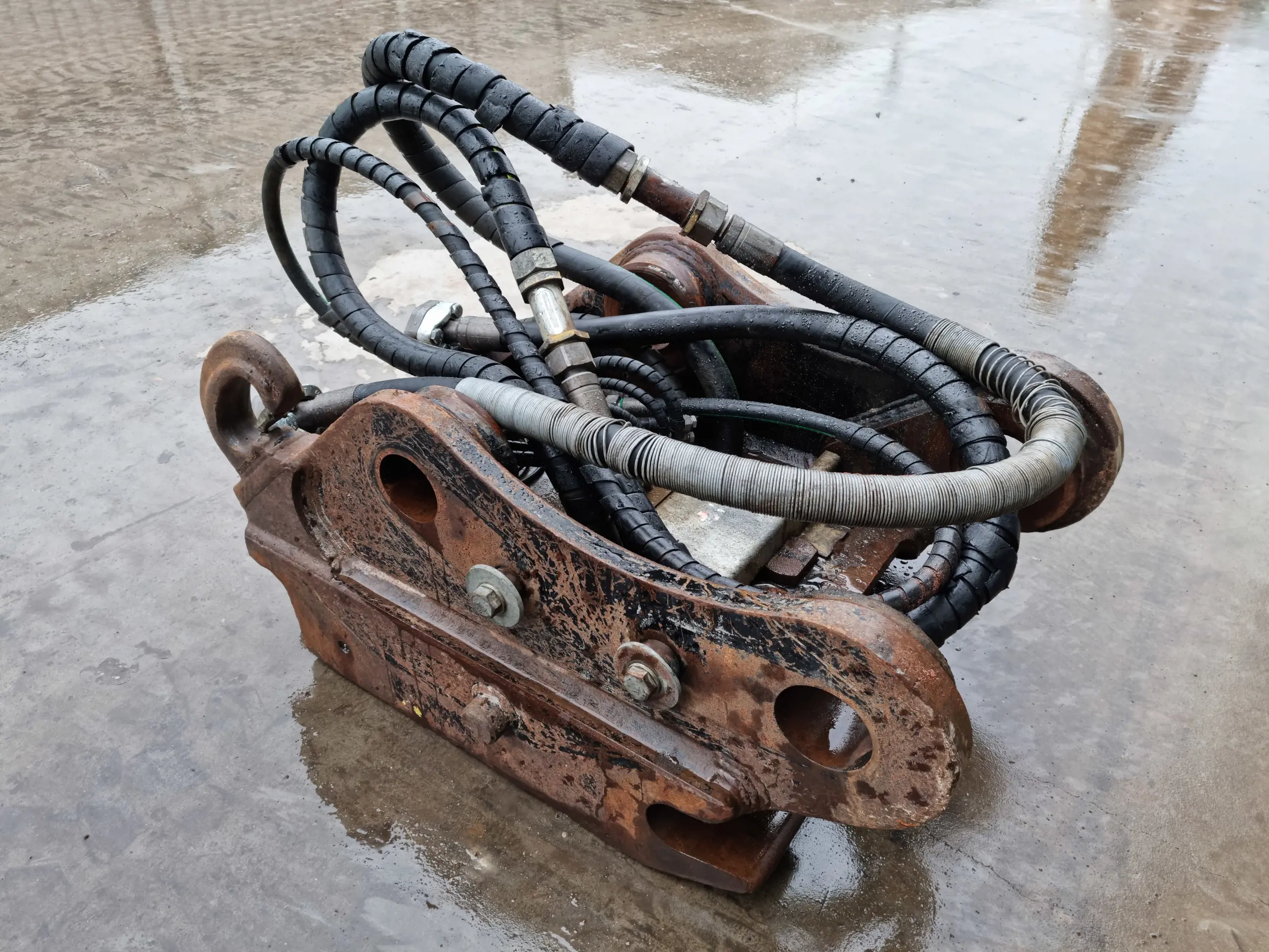 Quick Couplers – Oilquick – OQ90 - Caterpillar 352F / 349E – #904441 – Smitma